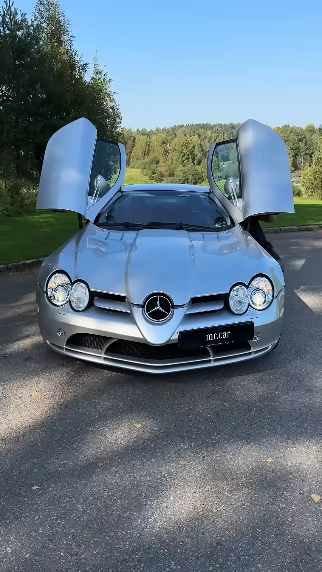 Mercedes-Benz SLR details and sounds ASMR