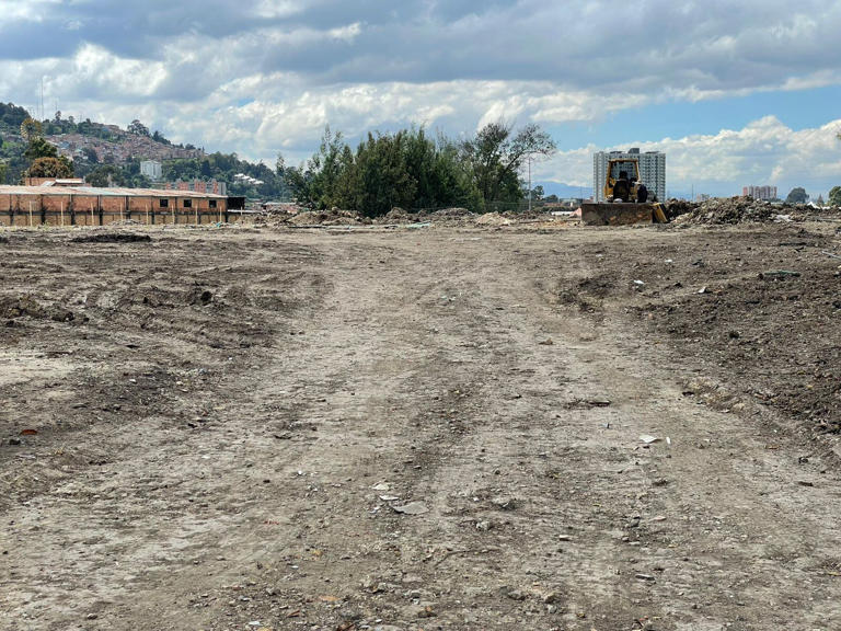 Así era la megacancha de fútbol que se estaba construyendo dentro de la ...