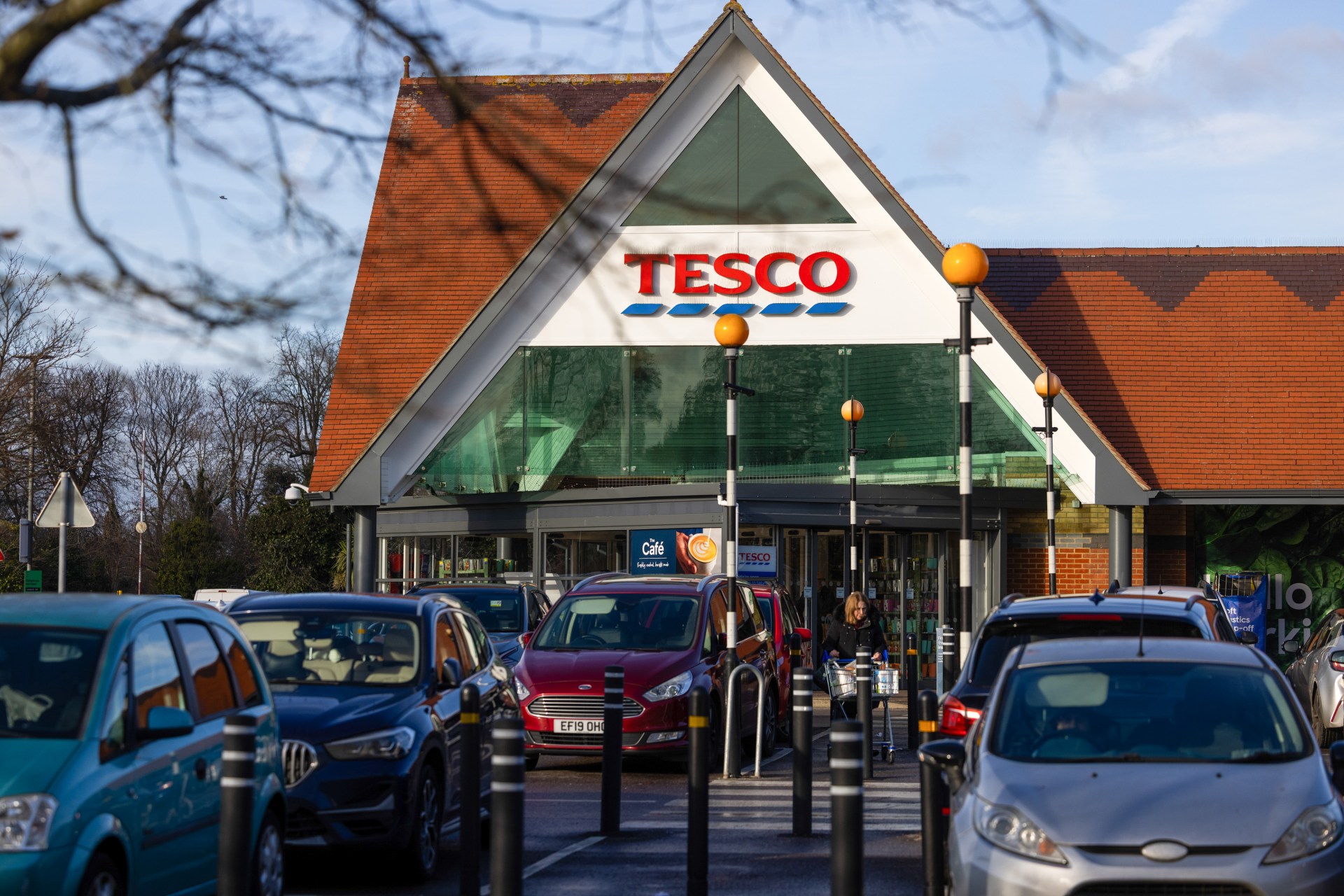 New Tesco Clubcard deal gives customers triple rewards