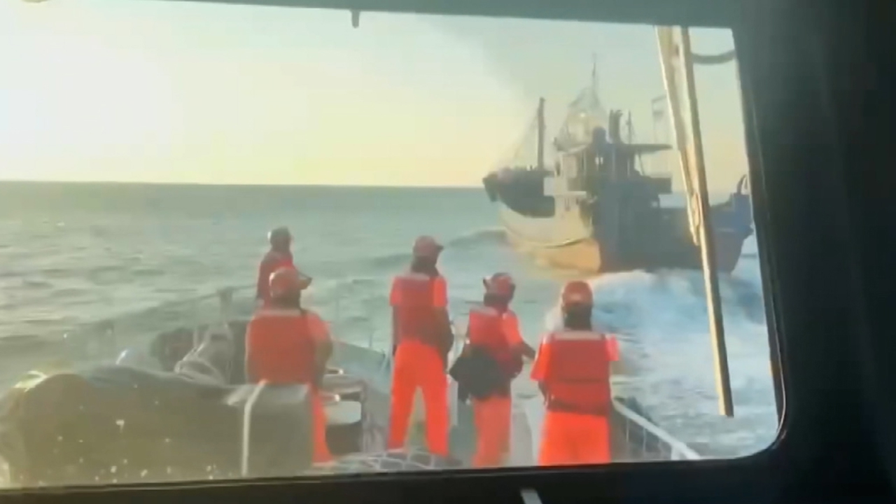 Analysis: What's China doing with its massed fishing fleet?