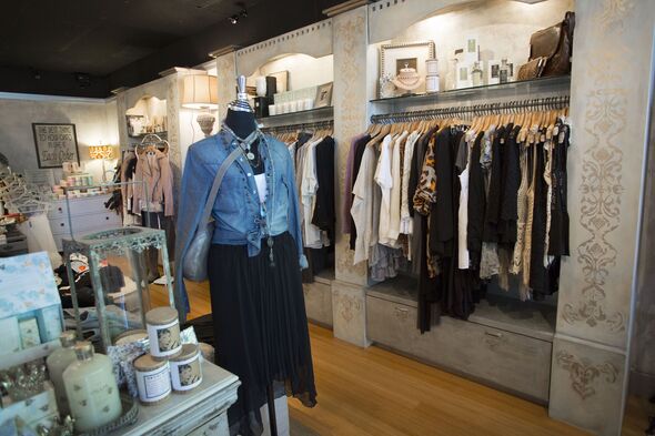 Major fashion brand with 450 stores declares bankruptcy - closing down ...