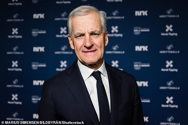 Trump tells Norway he's dropping 'obligation to peace'