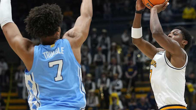 Davis discusses second-half adjustments in latest UNC loss