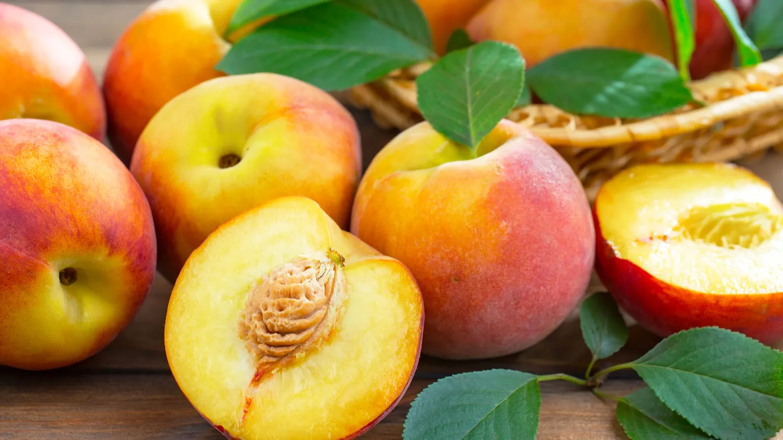The easiest peach cassata style cake you’ll ever make, no fancy tools ...