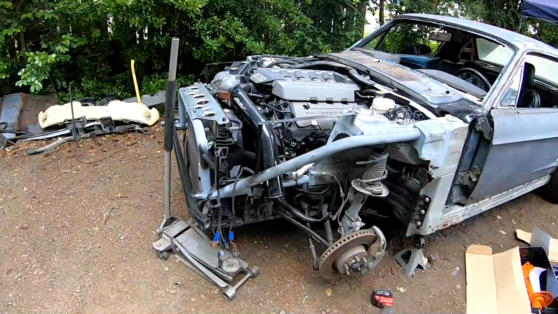 We slammed Oscar’s Mustang and made it look insane