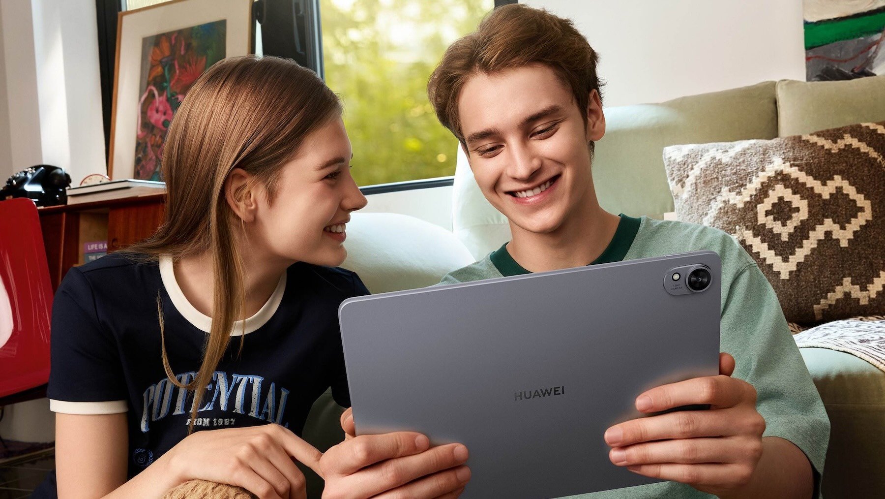Huawei refuerza su ecosistema en España con una tablet sin papel, un ...