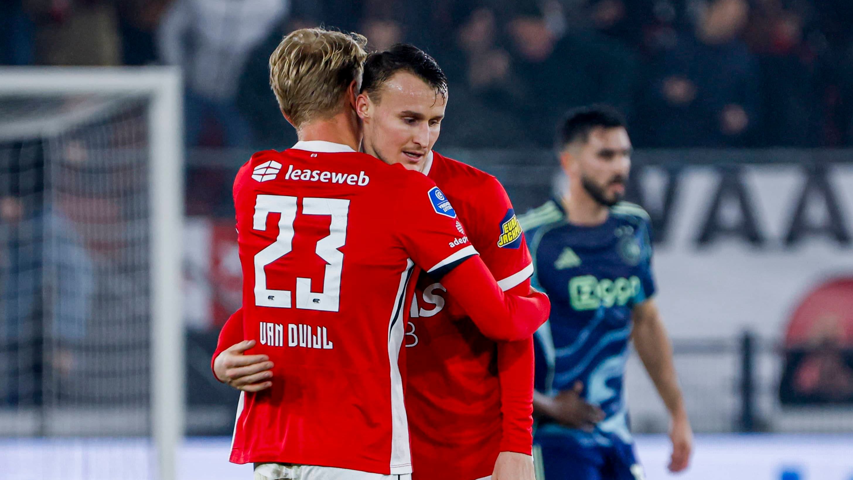 AZ roert zich op transfermarkt: vertrek aanstaande en Japans talent ...