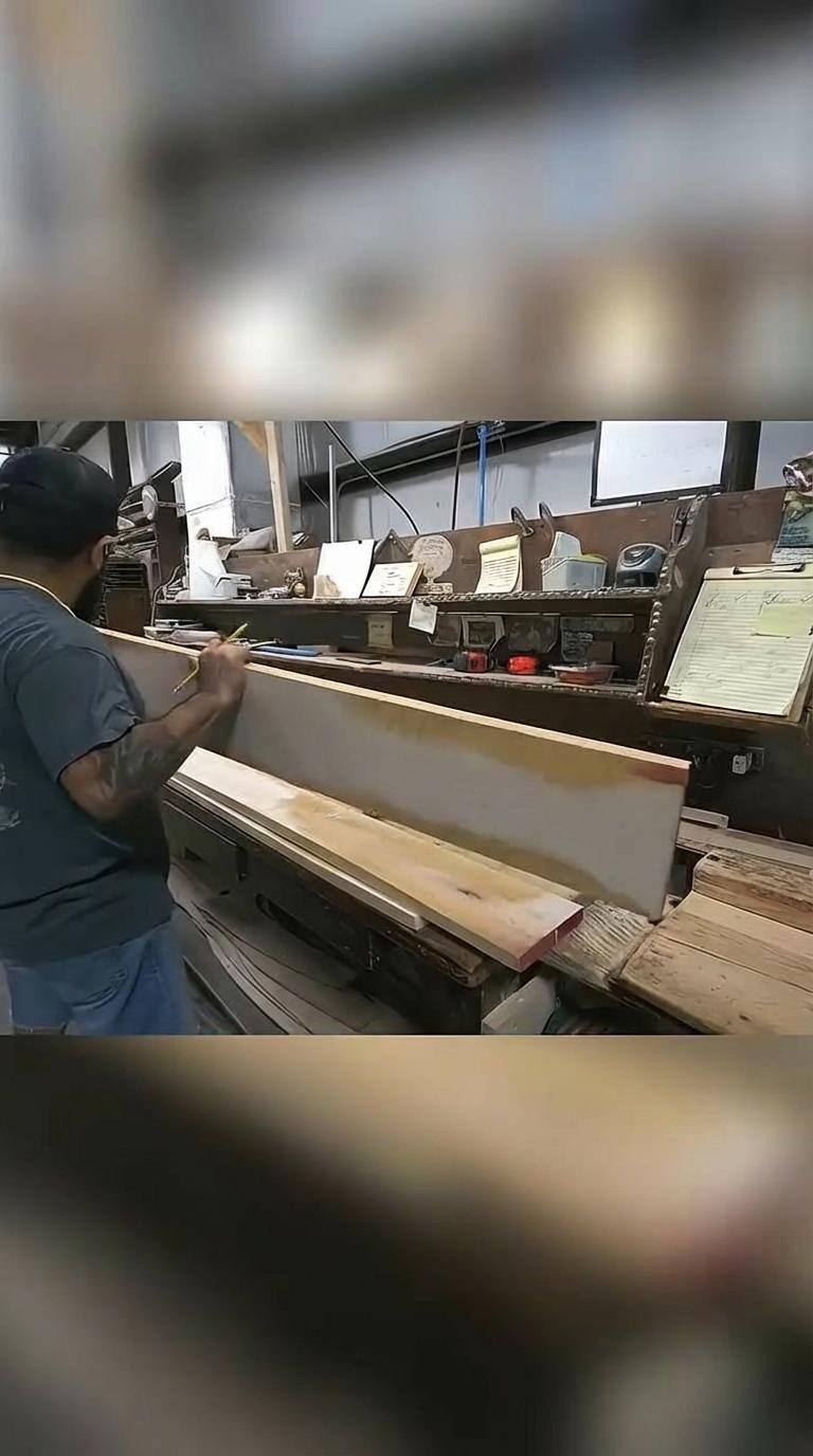 Crafting a birch wood aircraft propeller