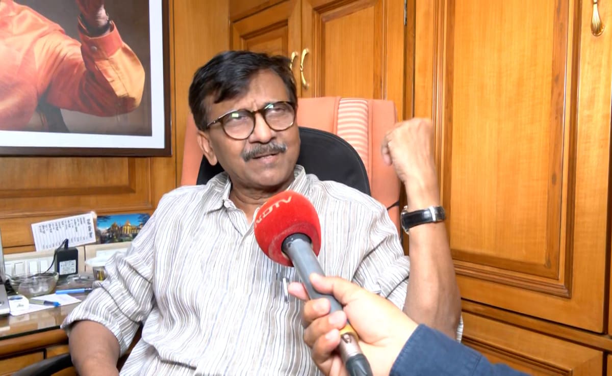 BJP in Delhi pulling strings of BMC: Team Uddhav on Mumbai mayor tussle