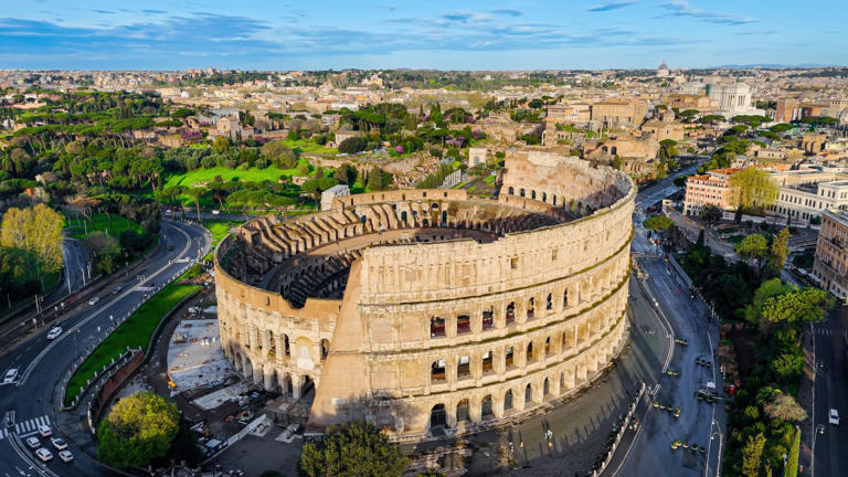 Tour an ancient 2,000-year-old Roman home from your living room