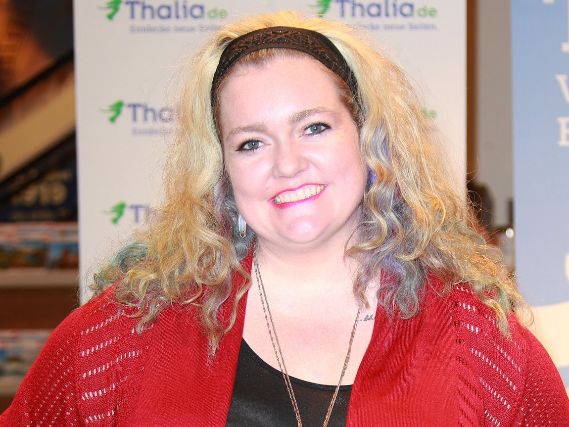 Colleen Hoover explains: "I no longer have the condition"