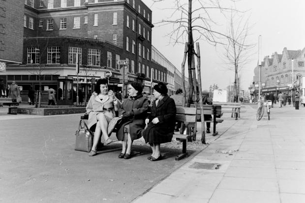 Nostalgic snaps of Watford High Street 50 years ago