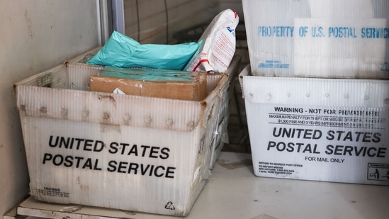 Why are USPS, FedEx, DHL closed today? Check alternative courier ...