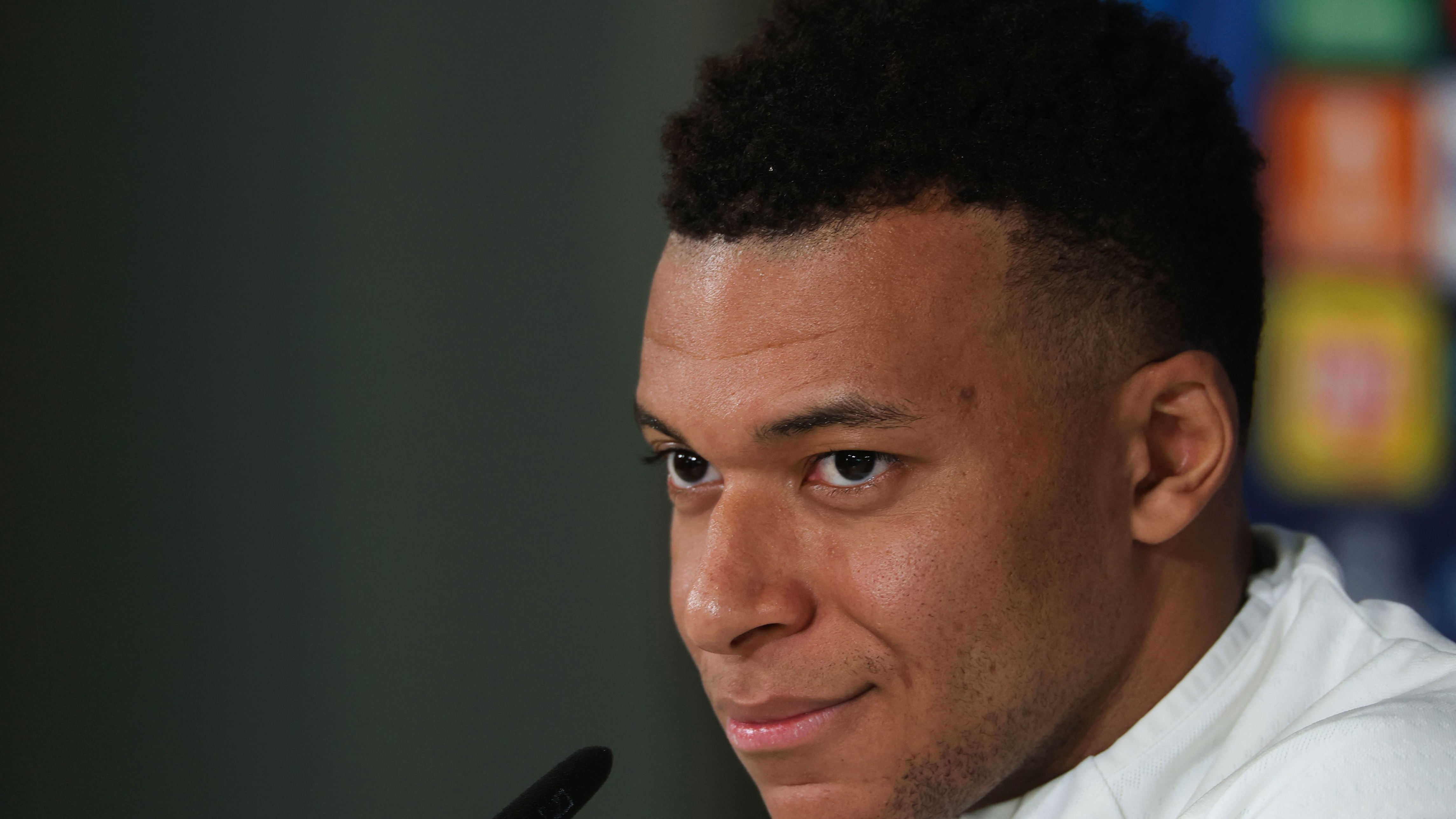 Real Madrid, Kylian Mbappé recadre les supporters pour Vinicius Jr