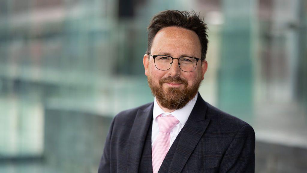 Coroner rules Labour politician took his own life