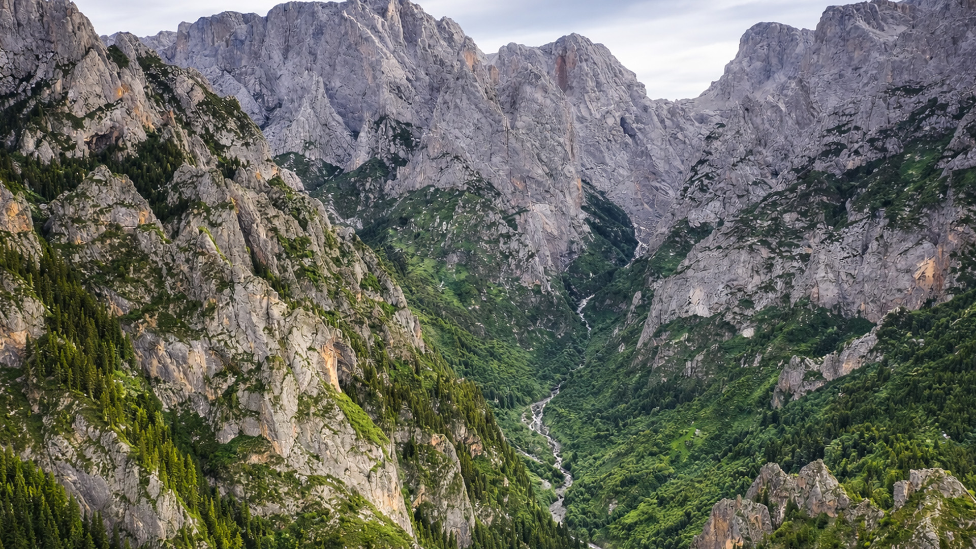 Would you hike into this mountain gate?