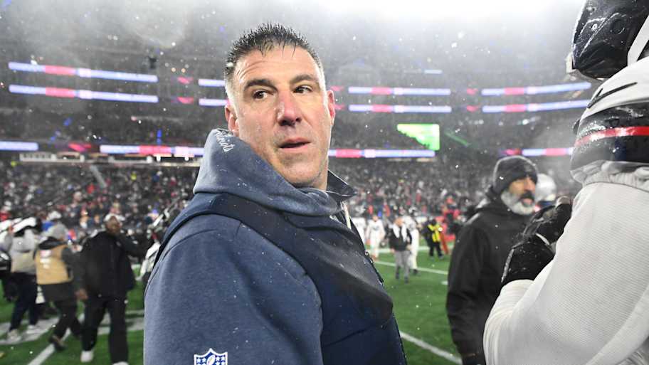Titans fans revisit Mike Vrabel firing after Patriots success