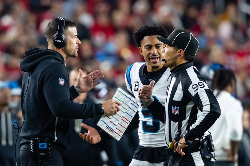 NFL referees made astonishing rules mistake when placing ball for ...