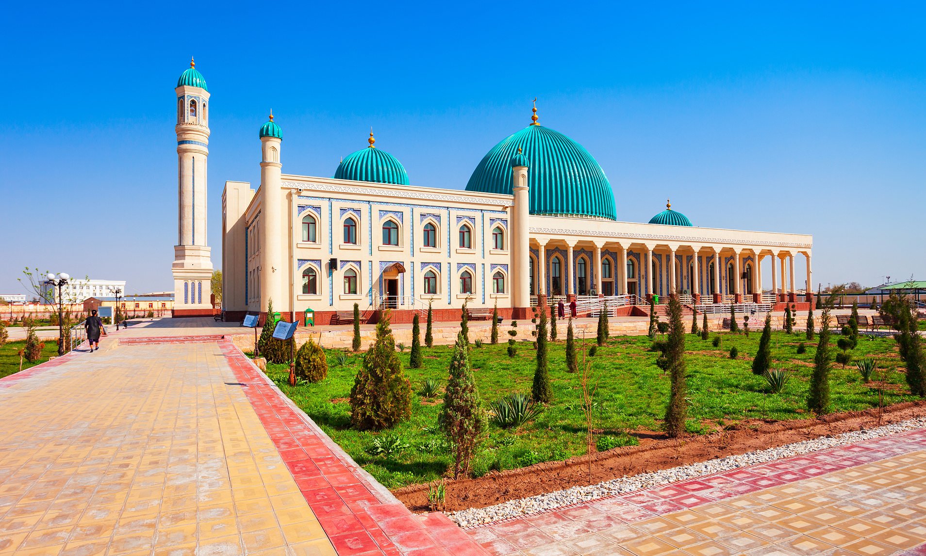 Traveller shares his experience in Karakalpakstan - a country no one ...