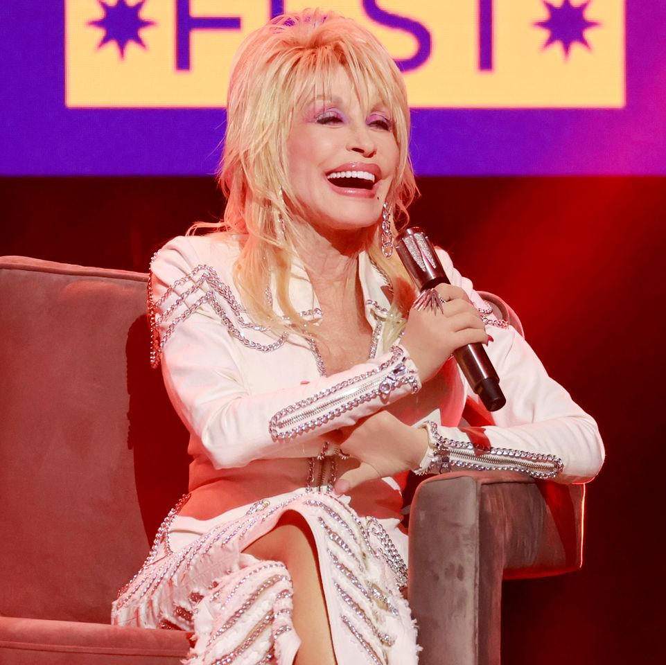 Dolly Parton celebrates 80th birthday with new photos after recent ...