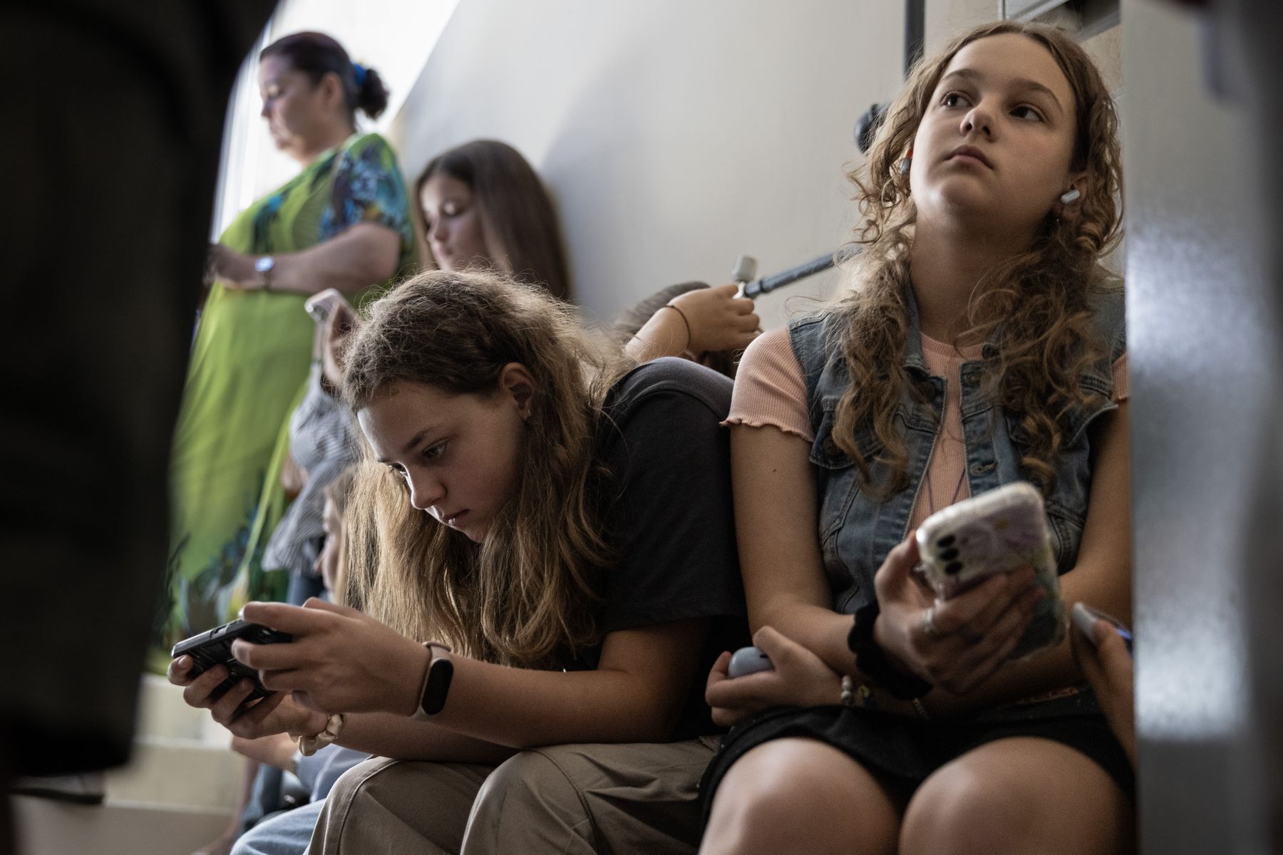 Social networks affect teenagers' mental health