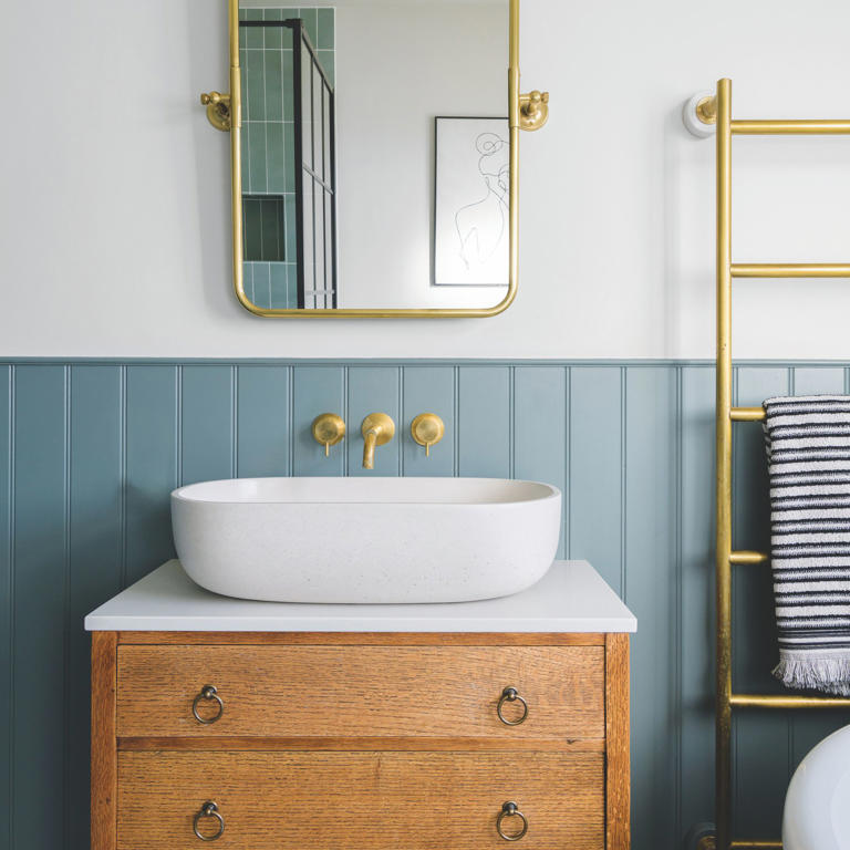 5 things that people with a tidy bathroom always have – make your small ...