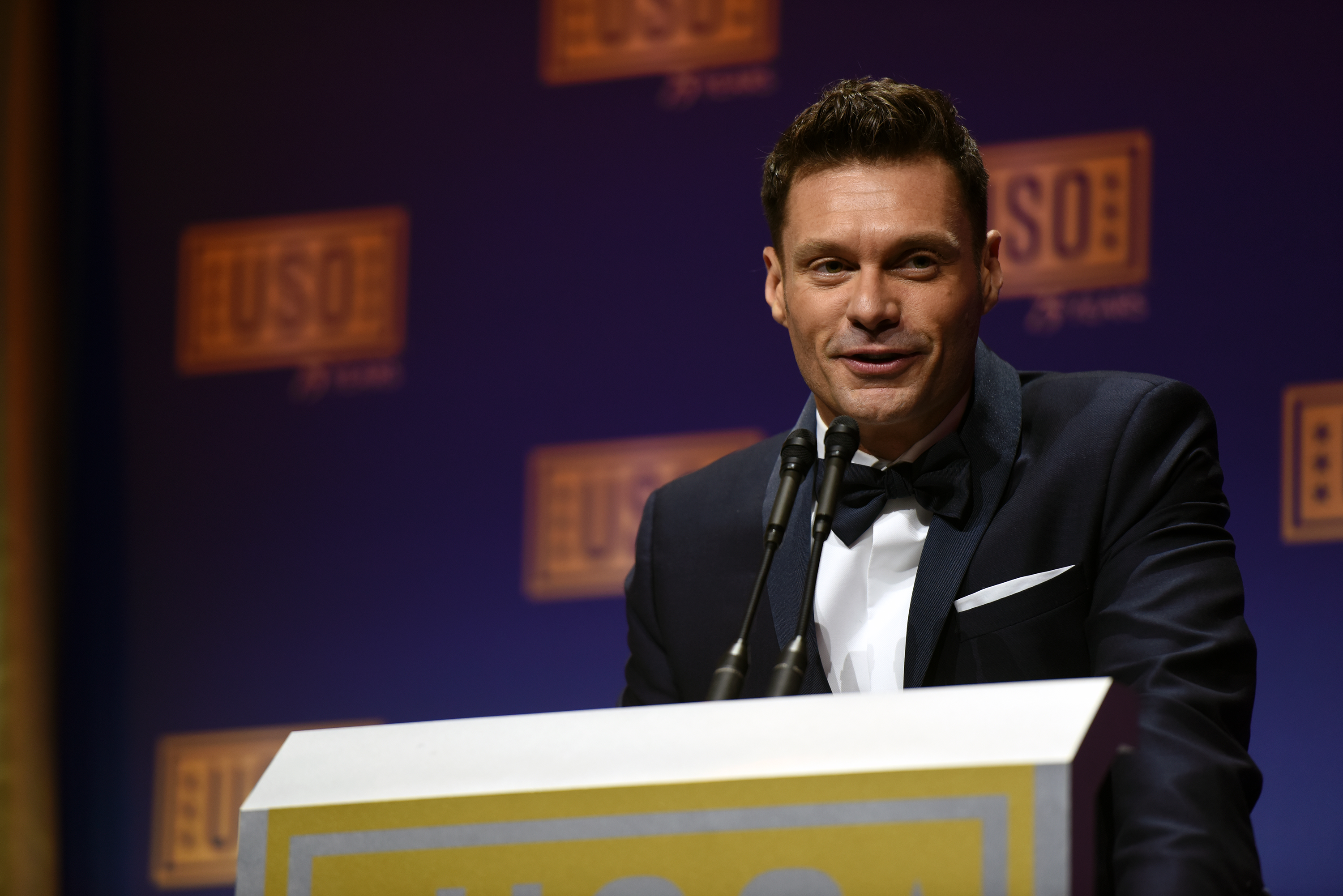 El mundo solitario de Ryan Seacrest, el magnate de 500 millones de ...
