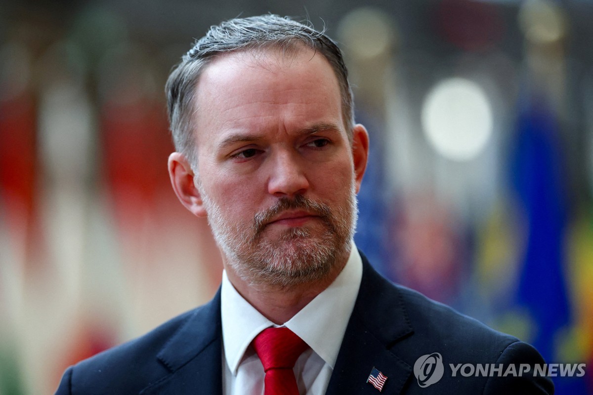 Trump gov't would start replacing reciprocal tariffs immediately if ...