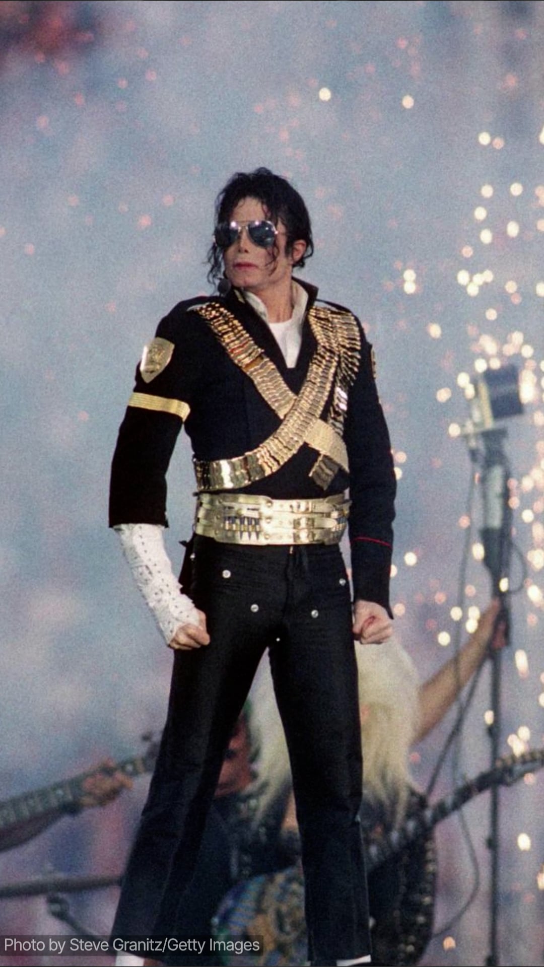 Acusadores de Michael Jackson enfrentam obstáculo por acordo anterior