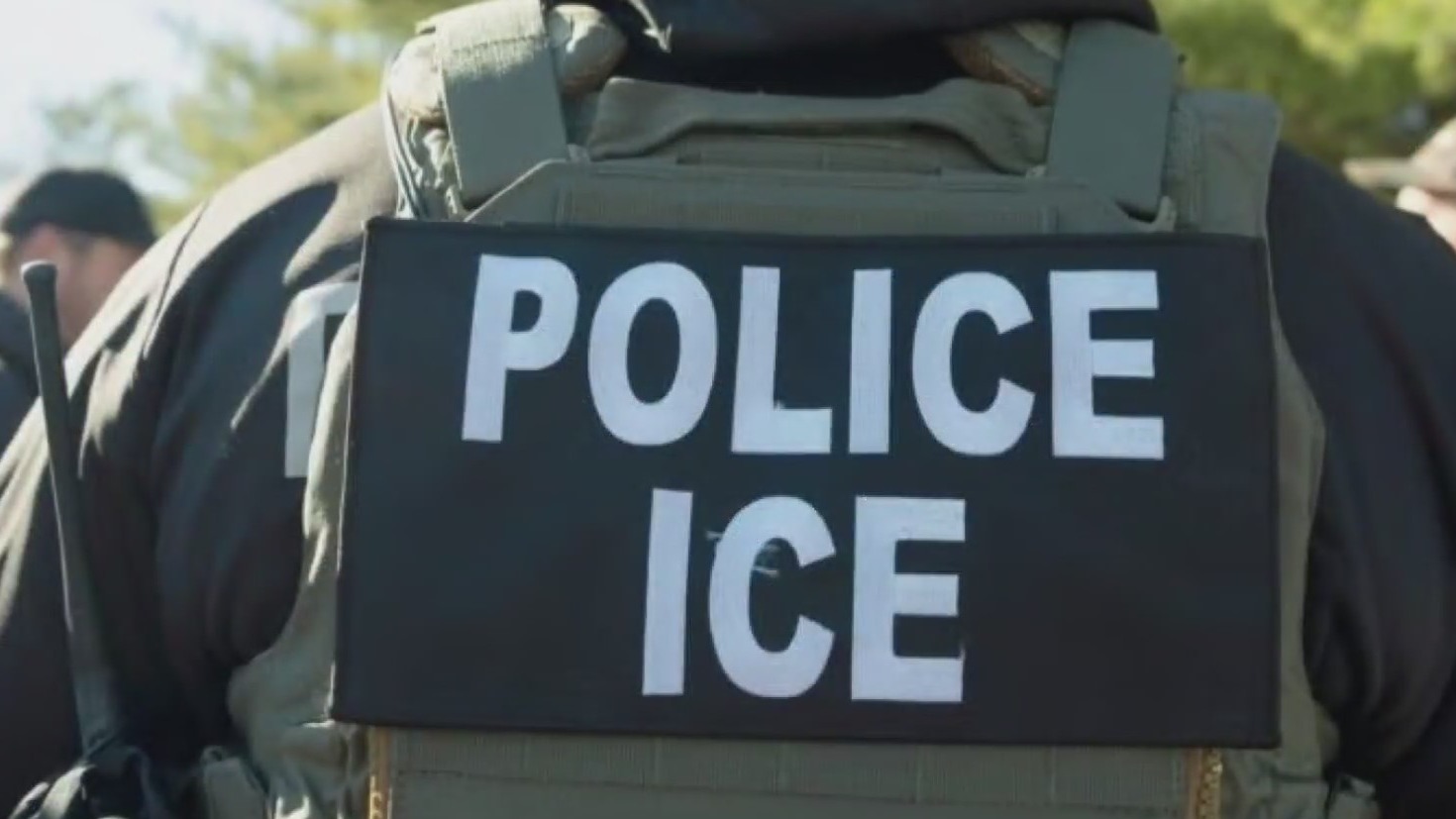 Man accused of impersonating ICE agent after breaking into Pittsburgh home