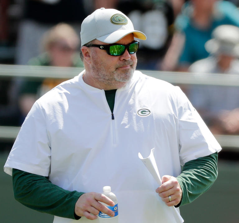 Former Packers coach Mike McCarthy is interviewing for NFL head ...