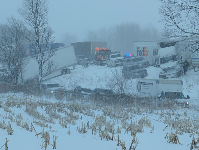100-car pileup reported on I-196 in Hudsonville area among dozens of ...