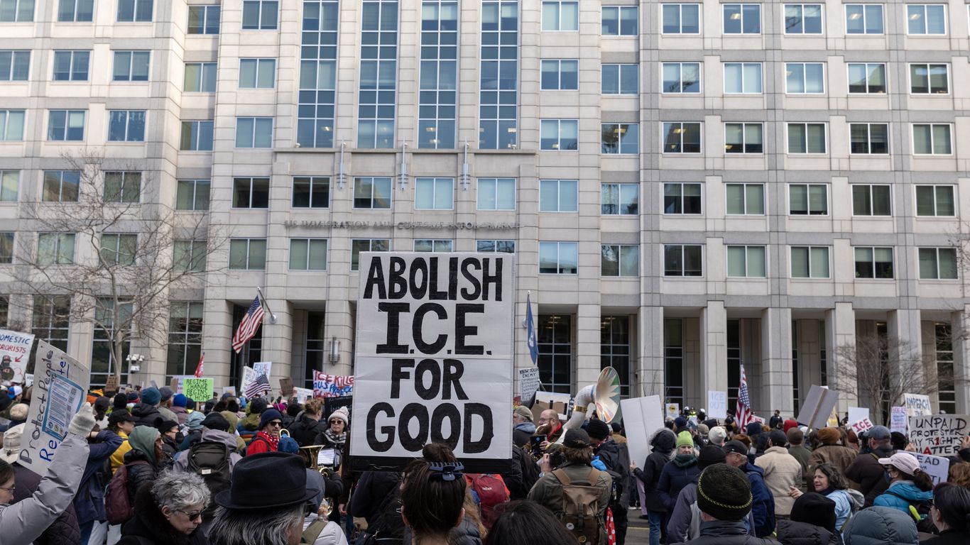How to protect your legal rights at a protest