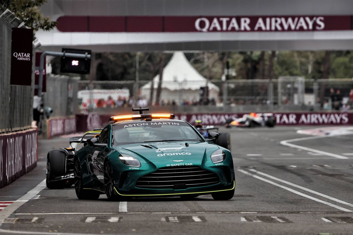 Aston Martin brengt statement uit na onverwachte terugtreding uit de ...