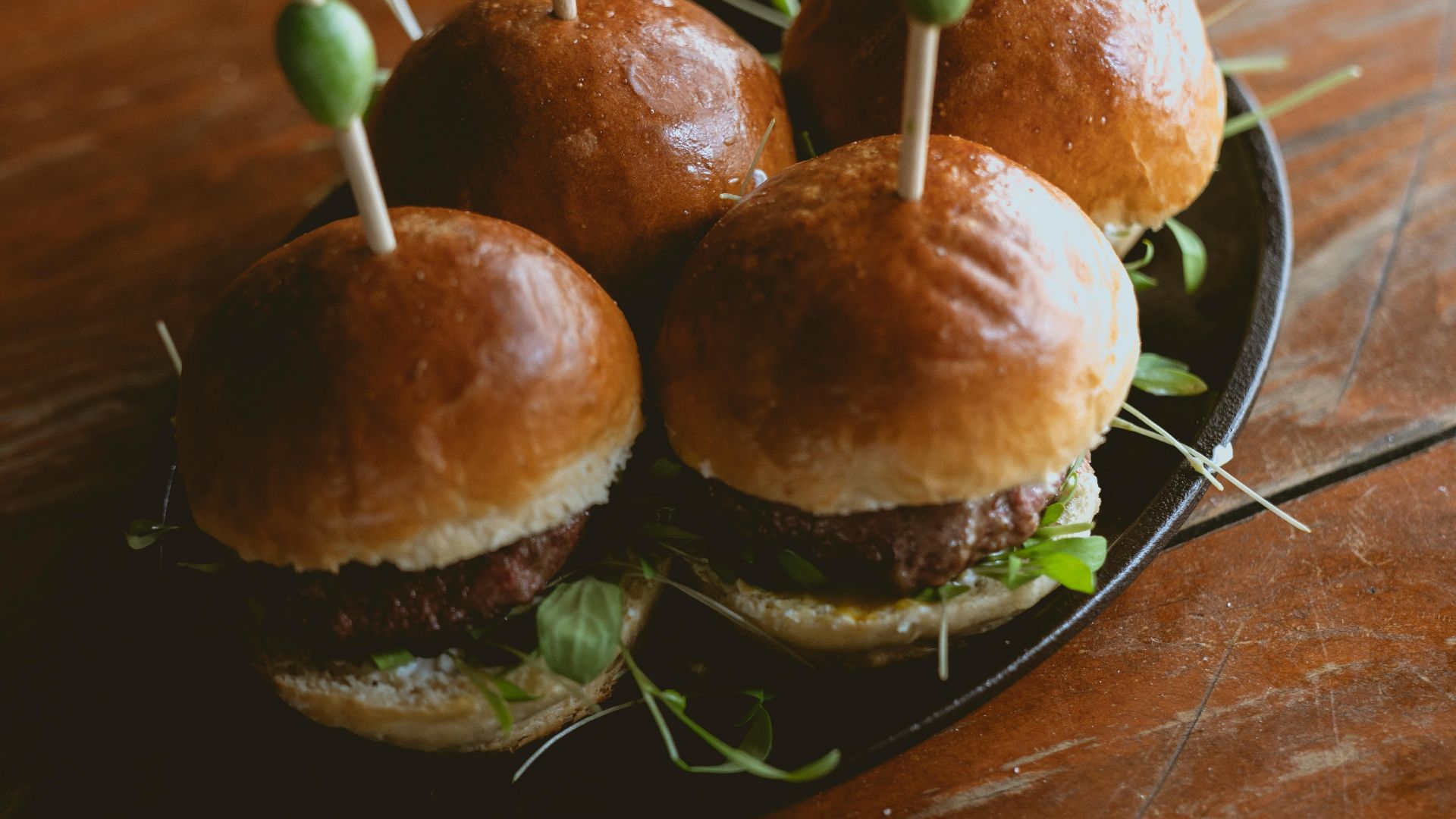 10 terrible items to stop ordering at Cheesecake Factory & 10 to order ...