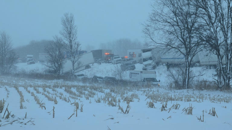 100-car pileup in Michigan, numerous injuries reported