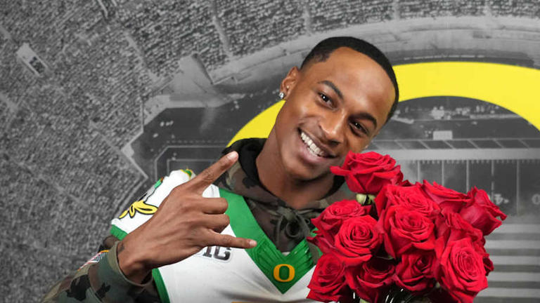 Evan Stewart's return to Oregon holds major NFL draft ramifications