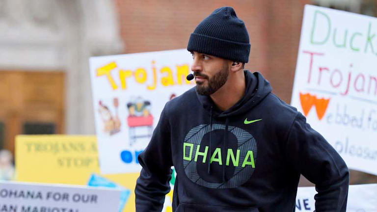 Evan Stewart's return to Oregon holds major NFL draft ramifications