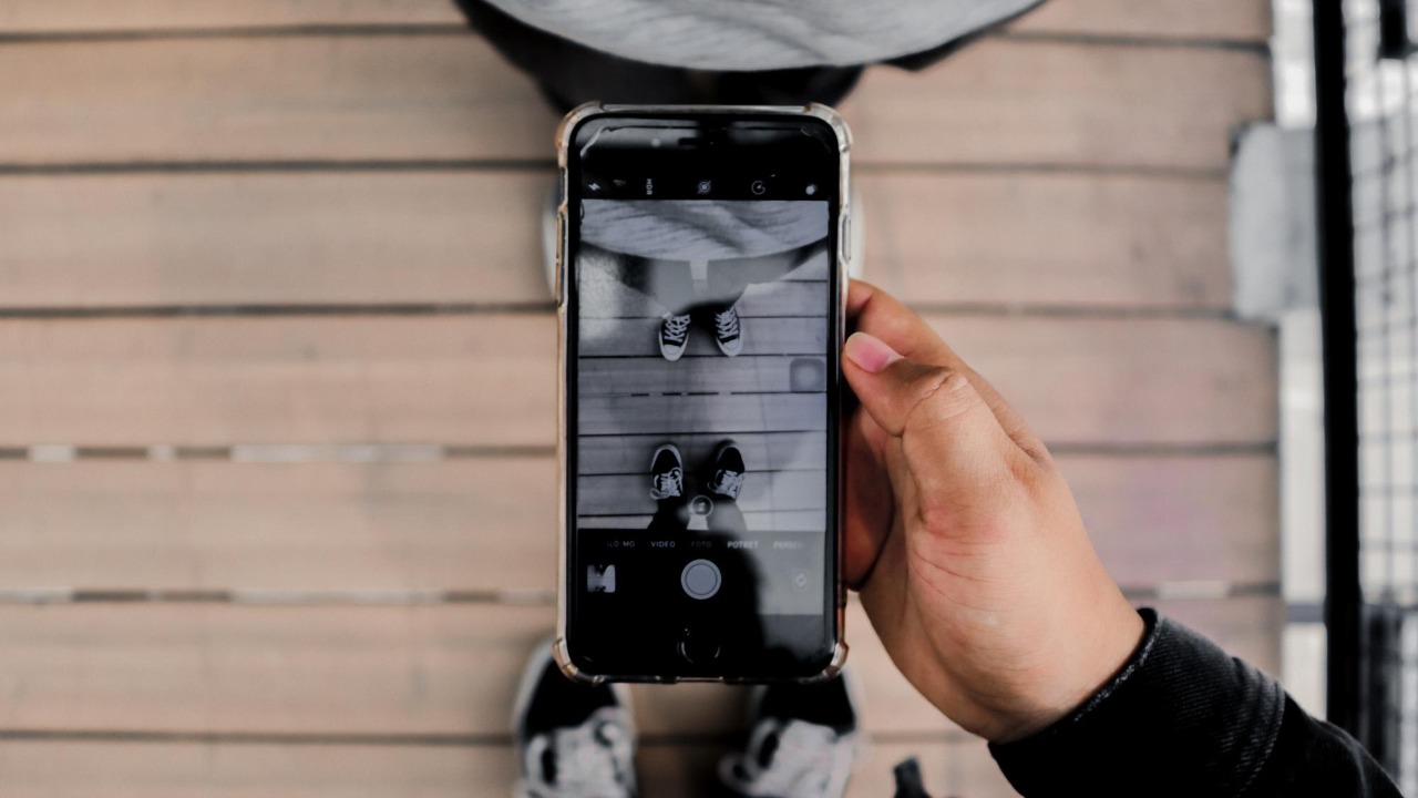 Your iPhone camera control button hides powerful tricks you are not using