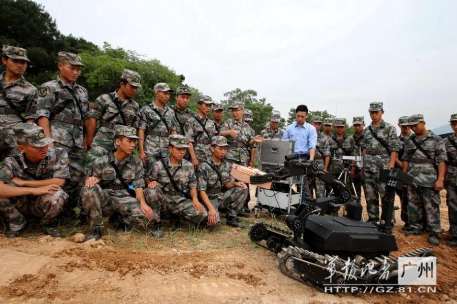 China unveils robot dogs with machine guns, motion-controlled combat ...