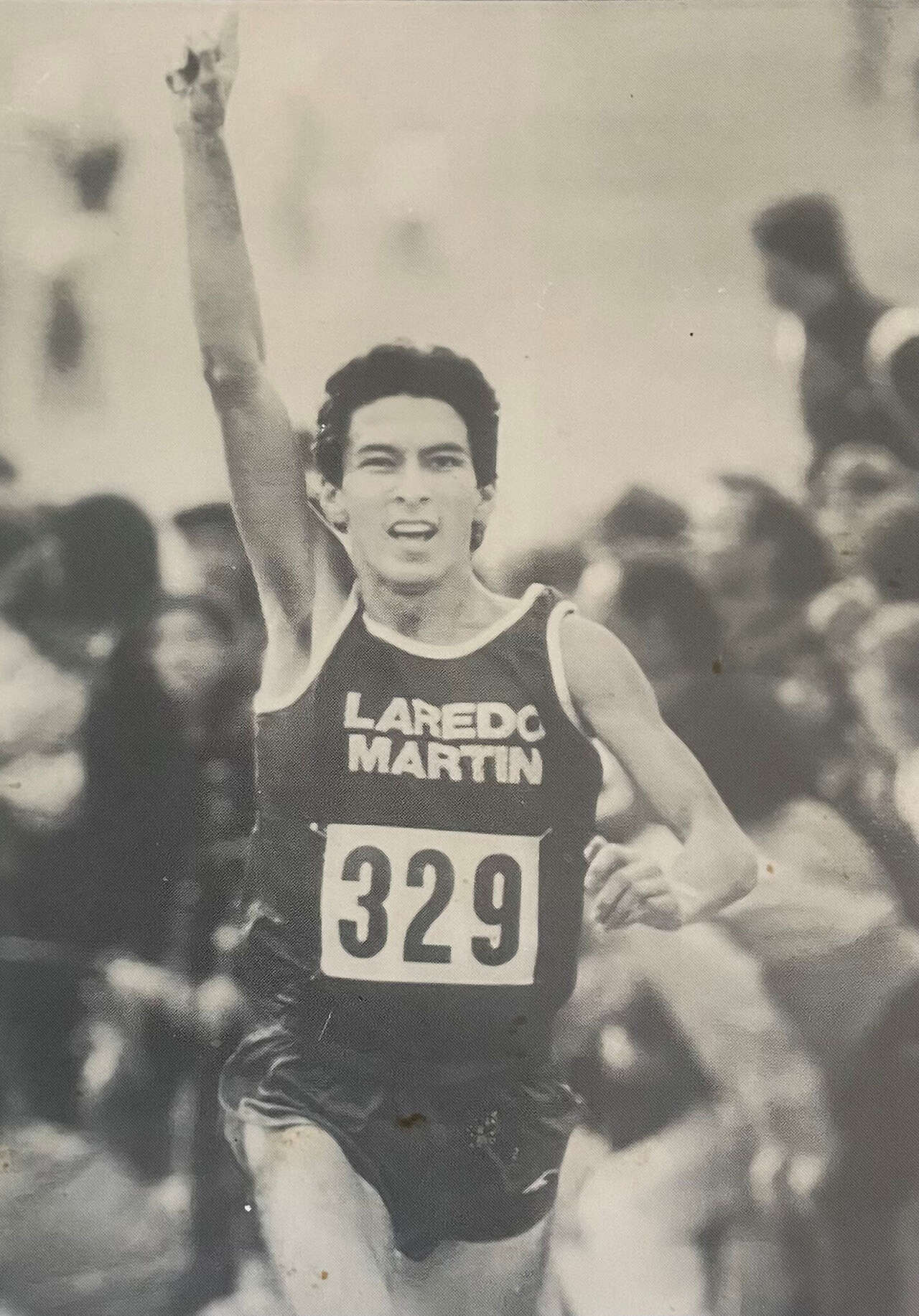 Alex Mendoza’s standard of greatness still defines Laredo cross country