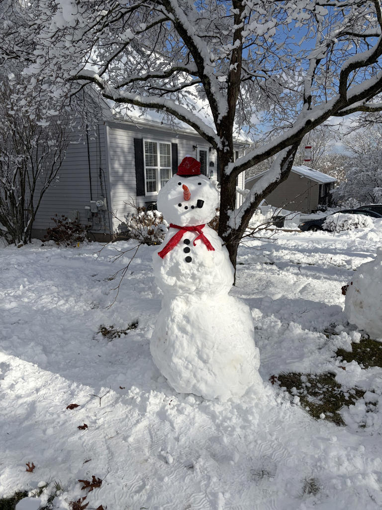 Cleanup underway after snow blankets southern New England