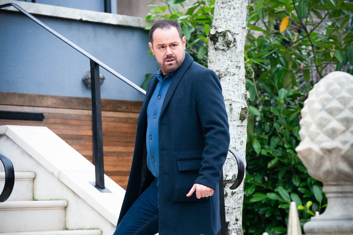 EastEnders revisits horror Mick Carter tragedy amid shocking death remark