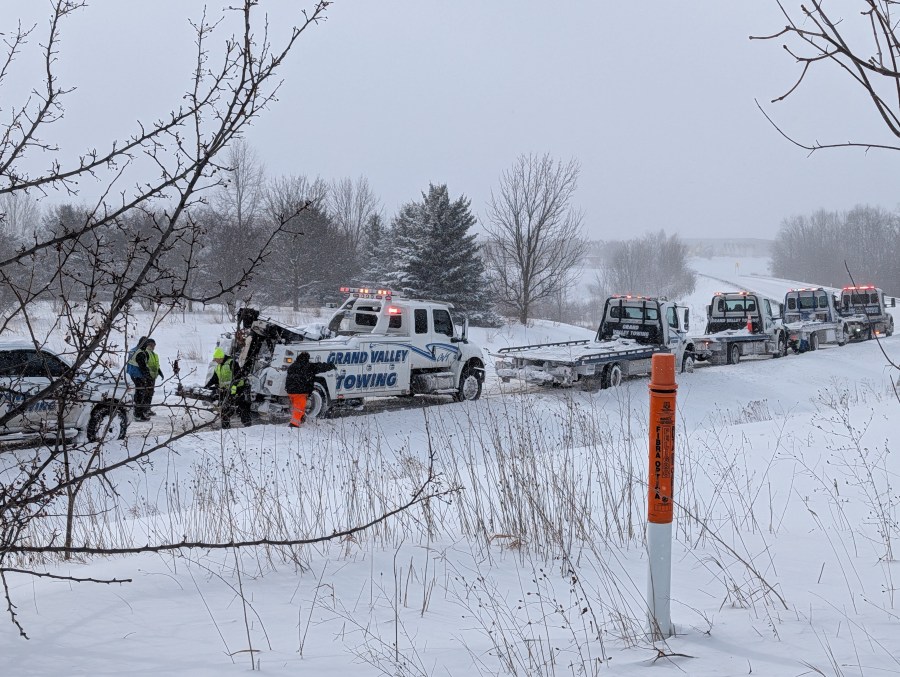I-196 reopens after 100-car pileup reported in Hudsonville area