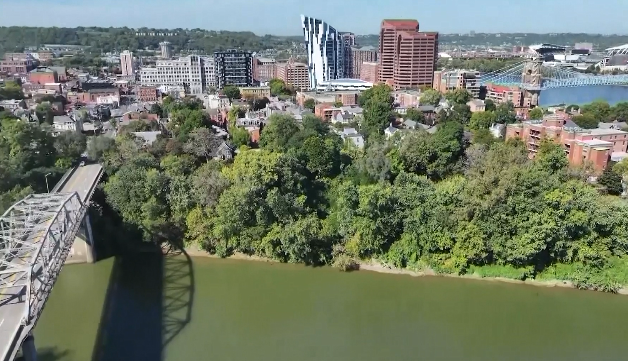 Covington businesses offering deals as nearby bridge construction ramps up