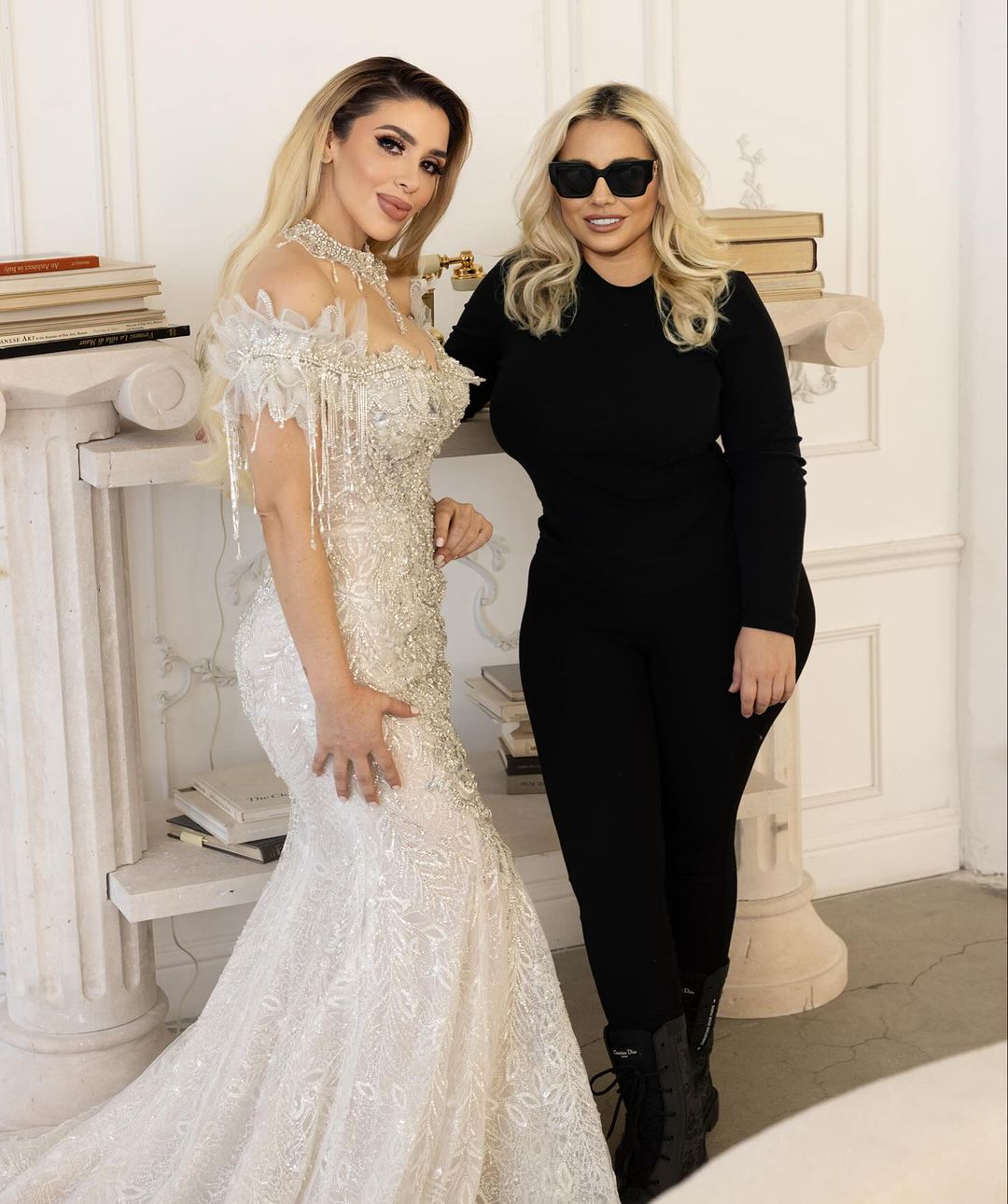 Emma Coronel se suma al trend 2016 y publica foto inédita del año de la ...