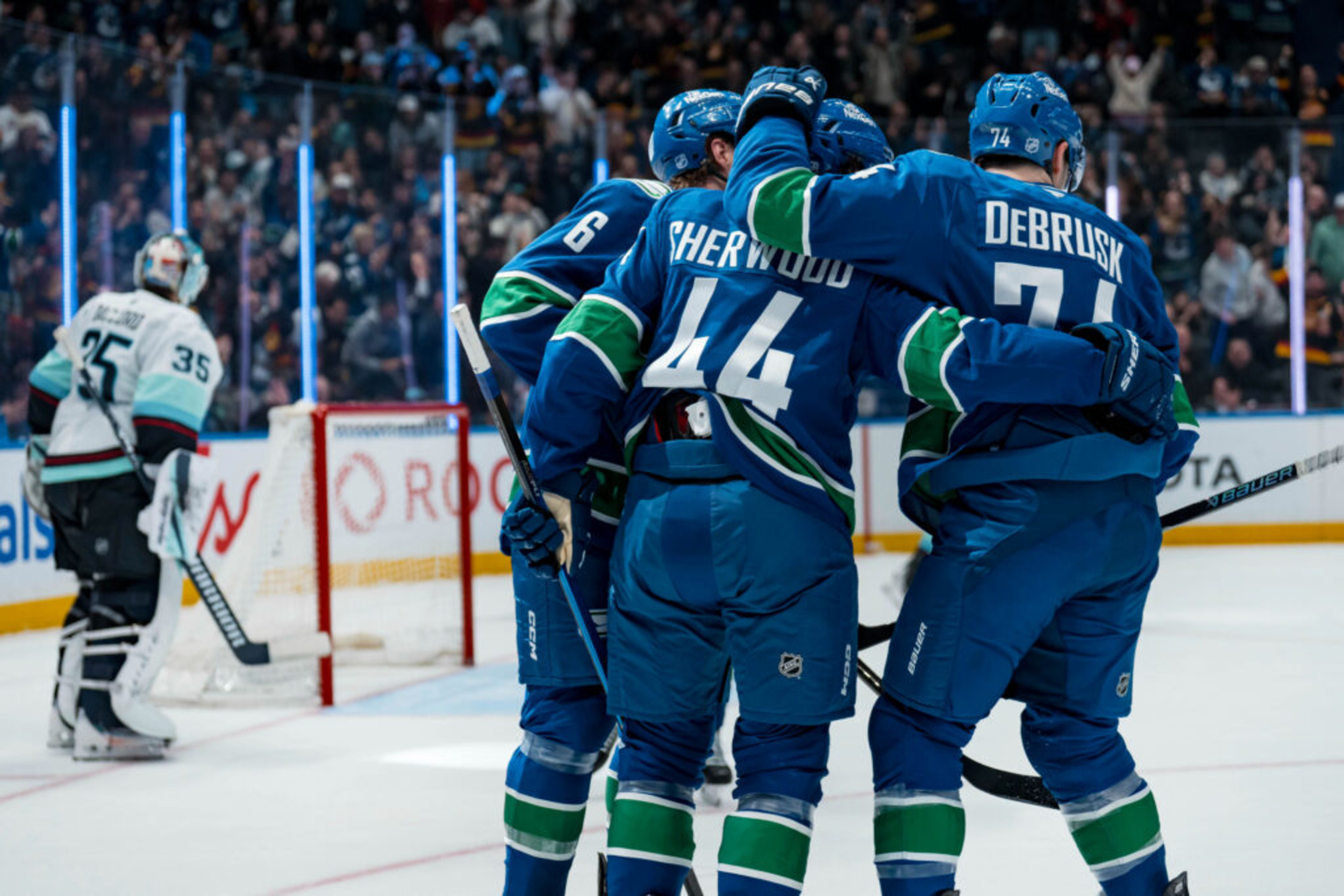 Canucks trade top scorer to a promising Western team