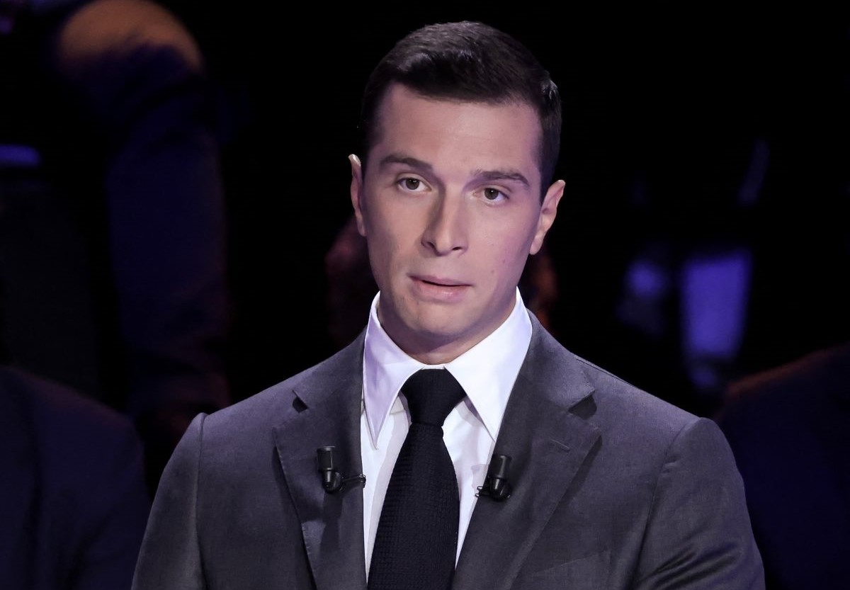 Jordan Bardella : "Bouh!", la princesse avec qui il s'affiche ...