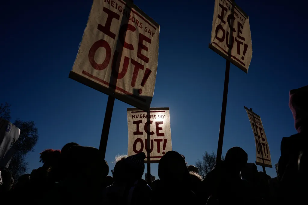 Taxpayer-funded network of Minnesota defense funds bailing out anti-ICE ...