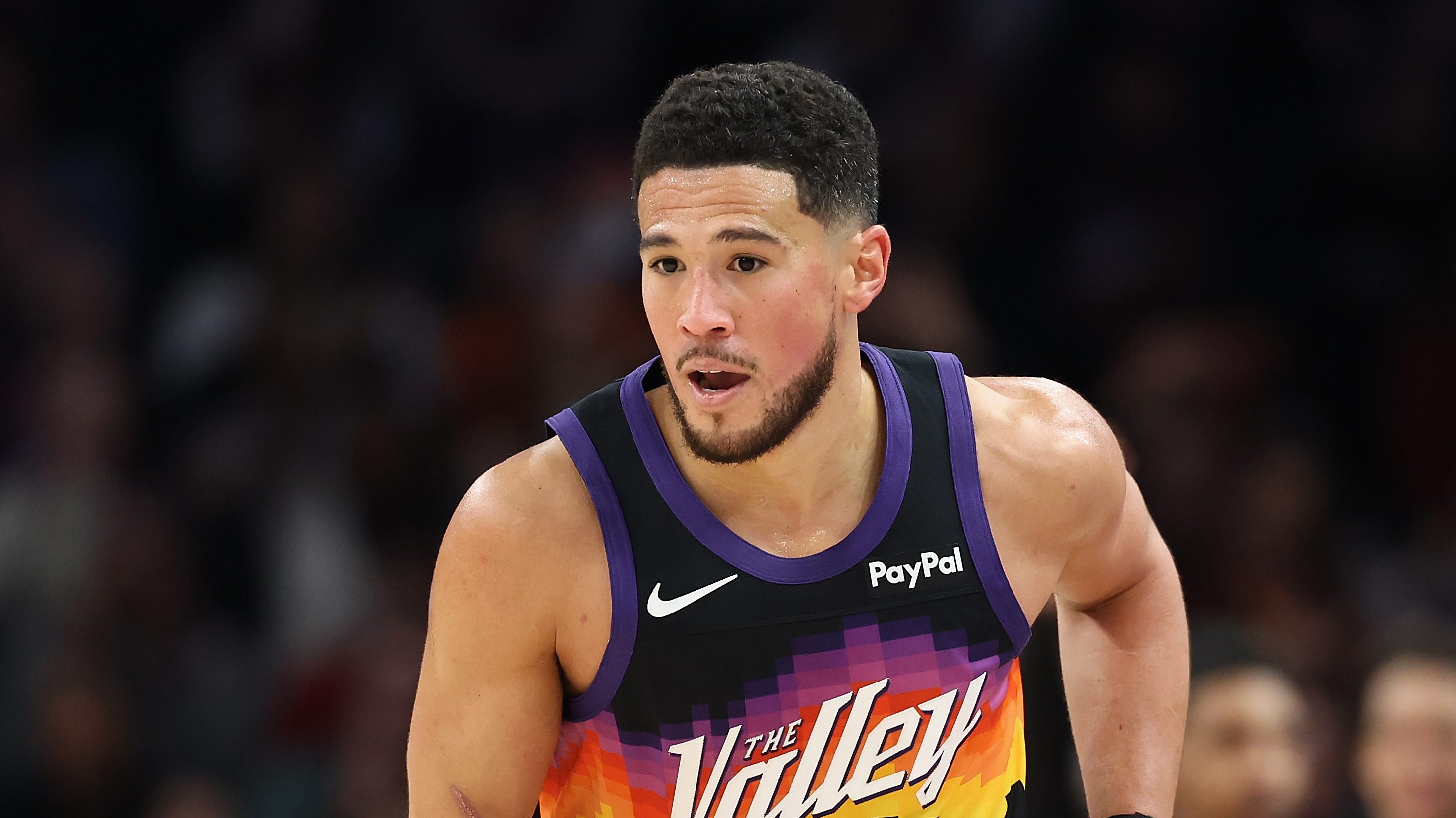 Suns get concerning injury update on Devin Booker